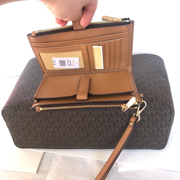 Michael Kors | Bags | Mk Carryall Tote Setshoulder Bag Walletclutch ...